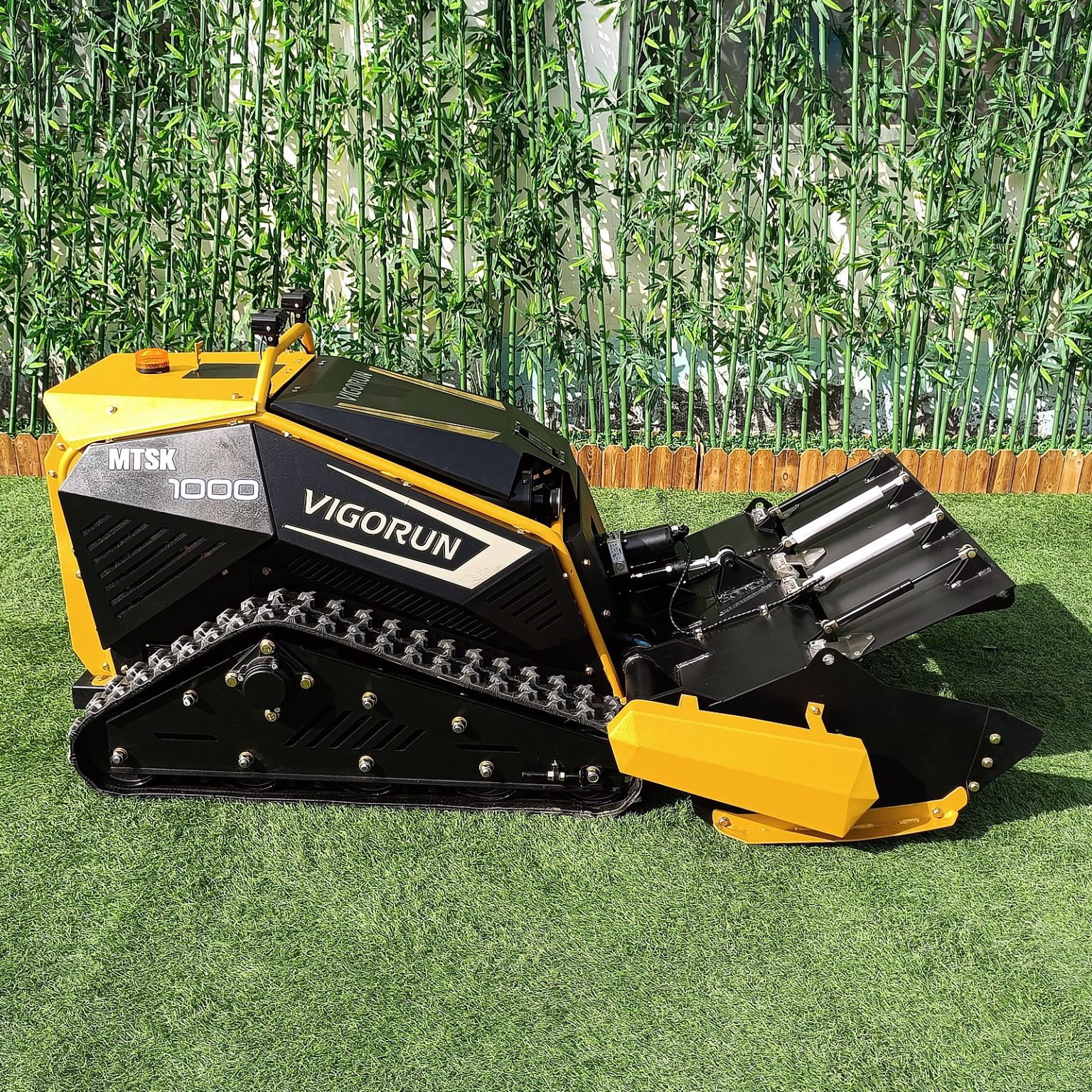 Golden remote control slasher mower with LED light (MTSK1000) – Vigorun ...